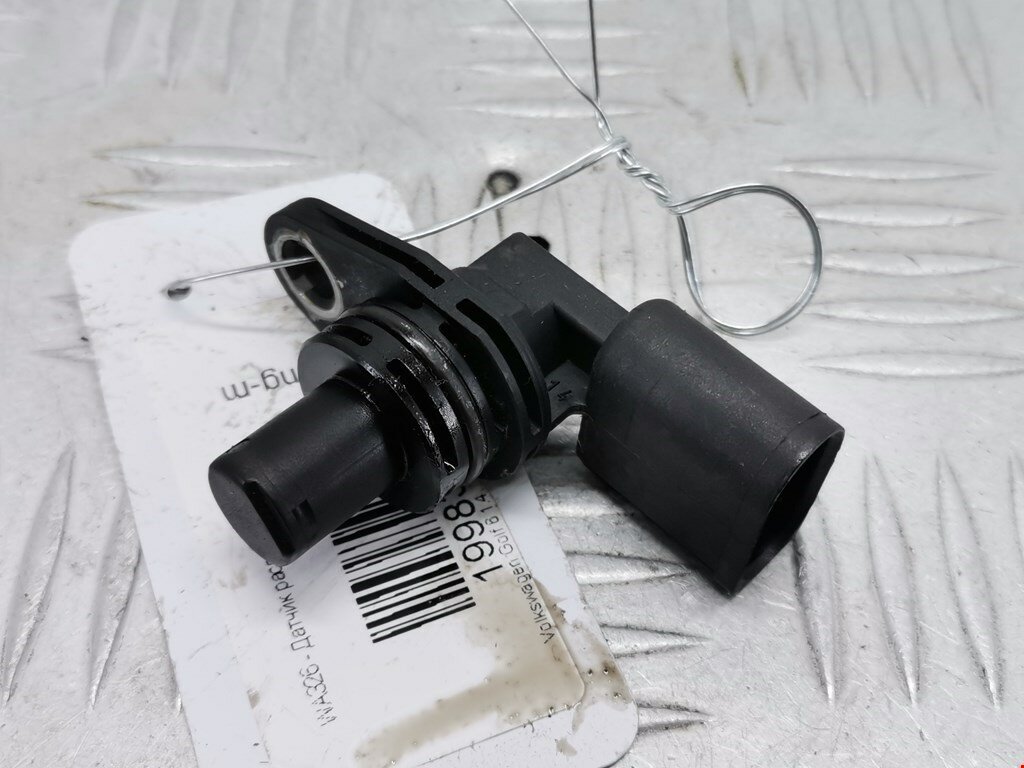 Датчик распредвала Volkswagen Golf 6 036907601E арт. 1998392