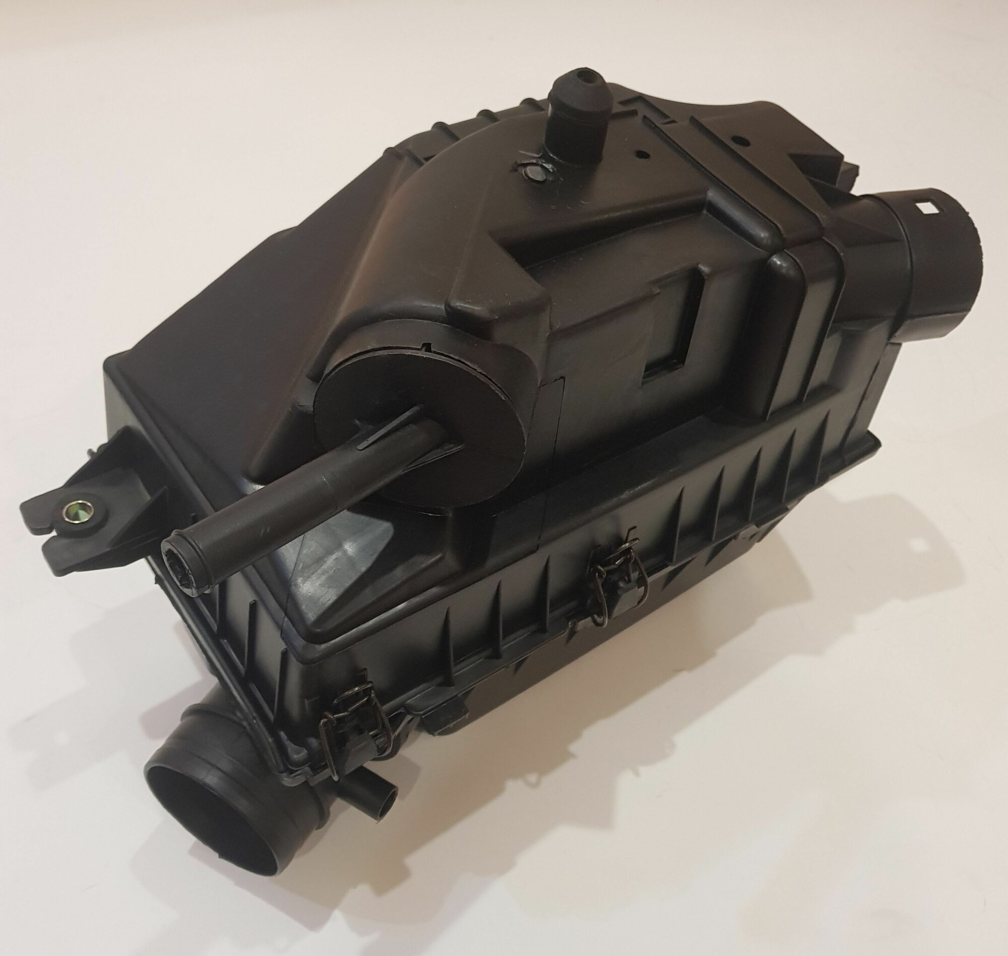 Корпус воздушного фильтра Chery Amulet [1.6 8V 5MT лифтбэк] A151109110