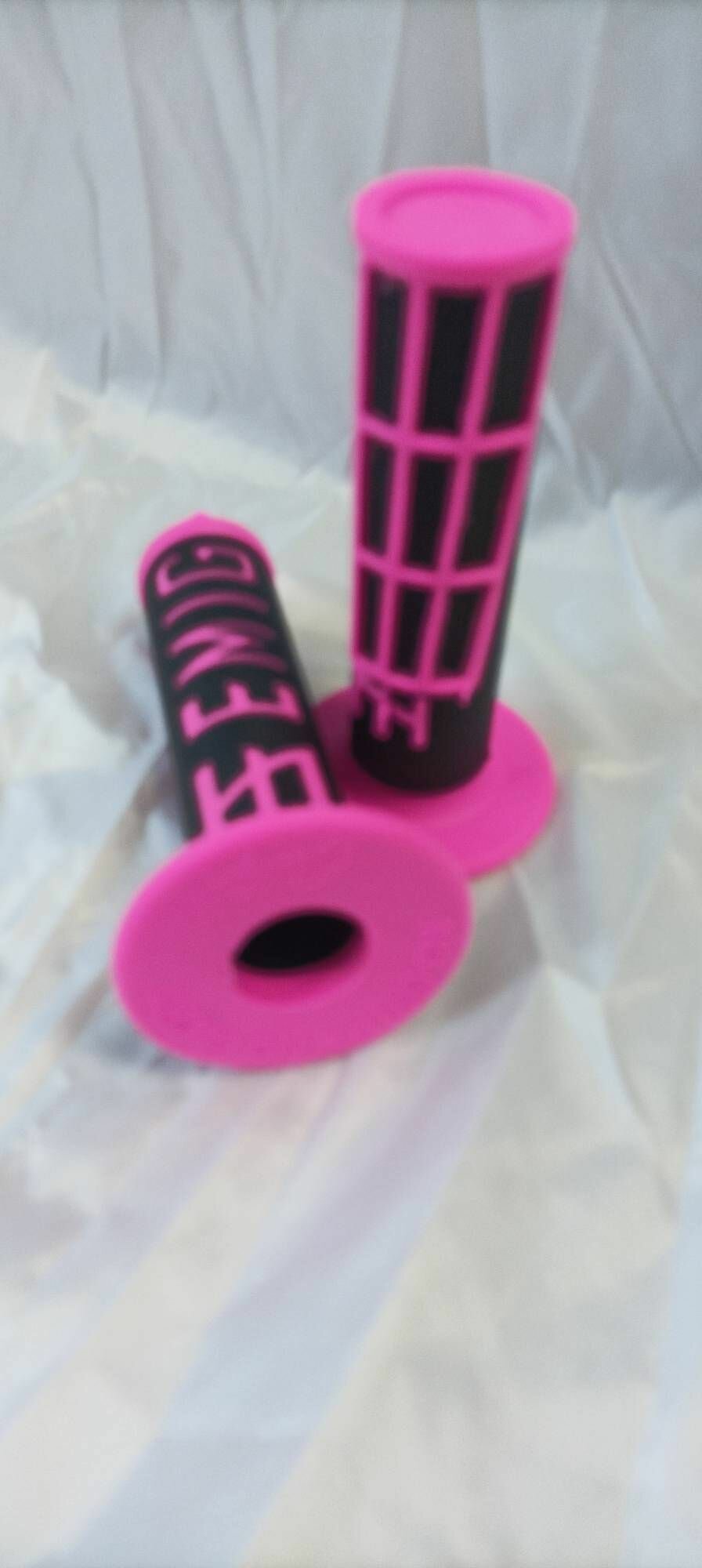 Грипсы для руля мотоциклов питбайков розовый