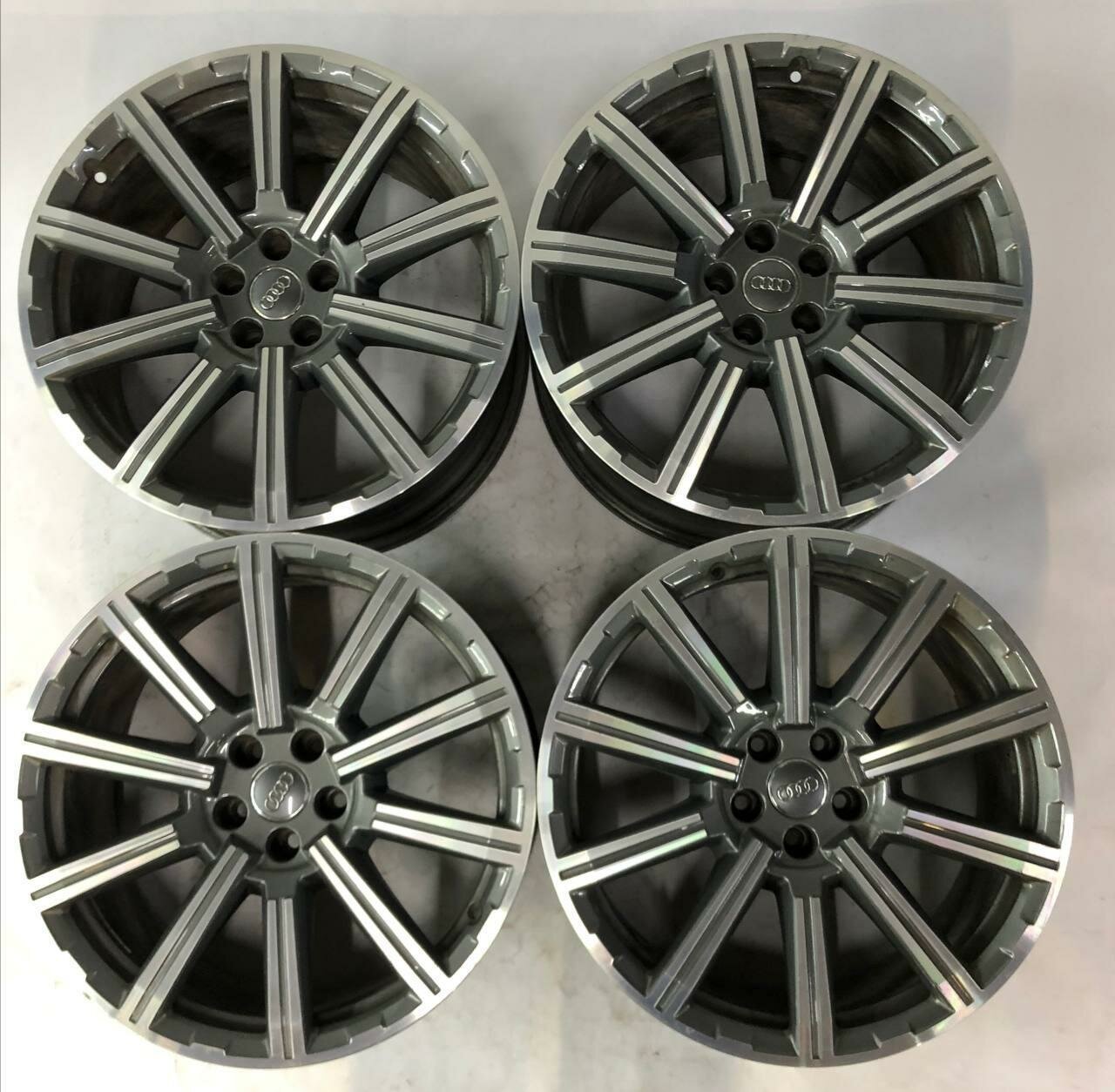 Колесные диски Audi 20x9 PCD 5x112 D66.6 ET33 (оригинал)