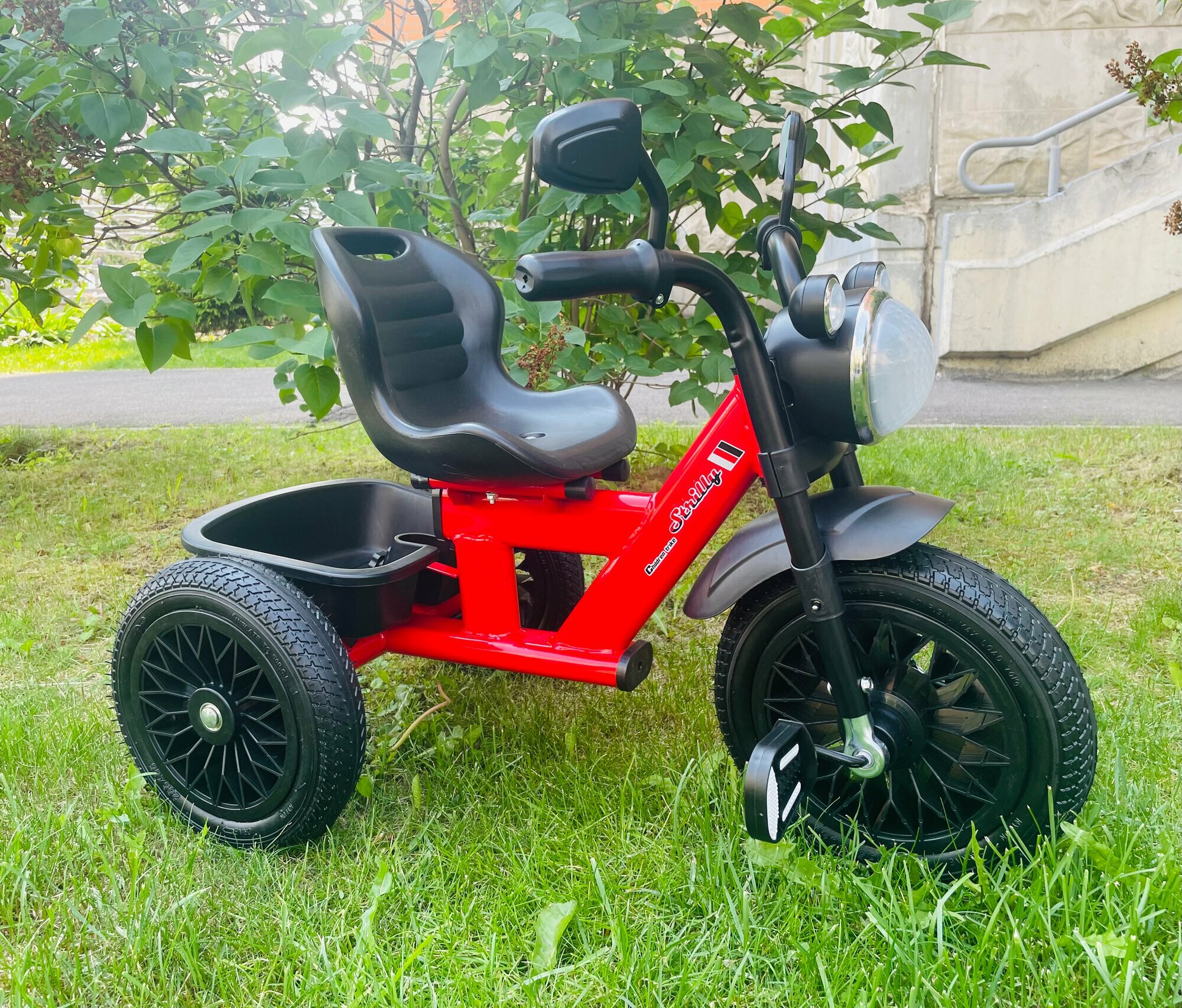 Трехколесный велосипед -мотоцикл с фарой без ручки, для детей от 2-х до 5 лет