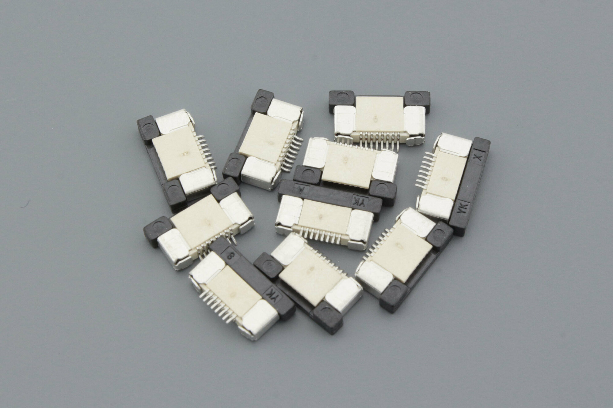 Разъем FPC Half Coverage Top Contact 0.5K-BS-8PWB 8 pin высота 2мм шаг 0,5мм 10 шт