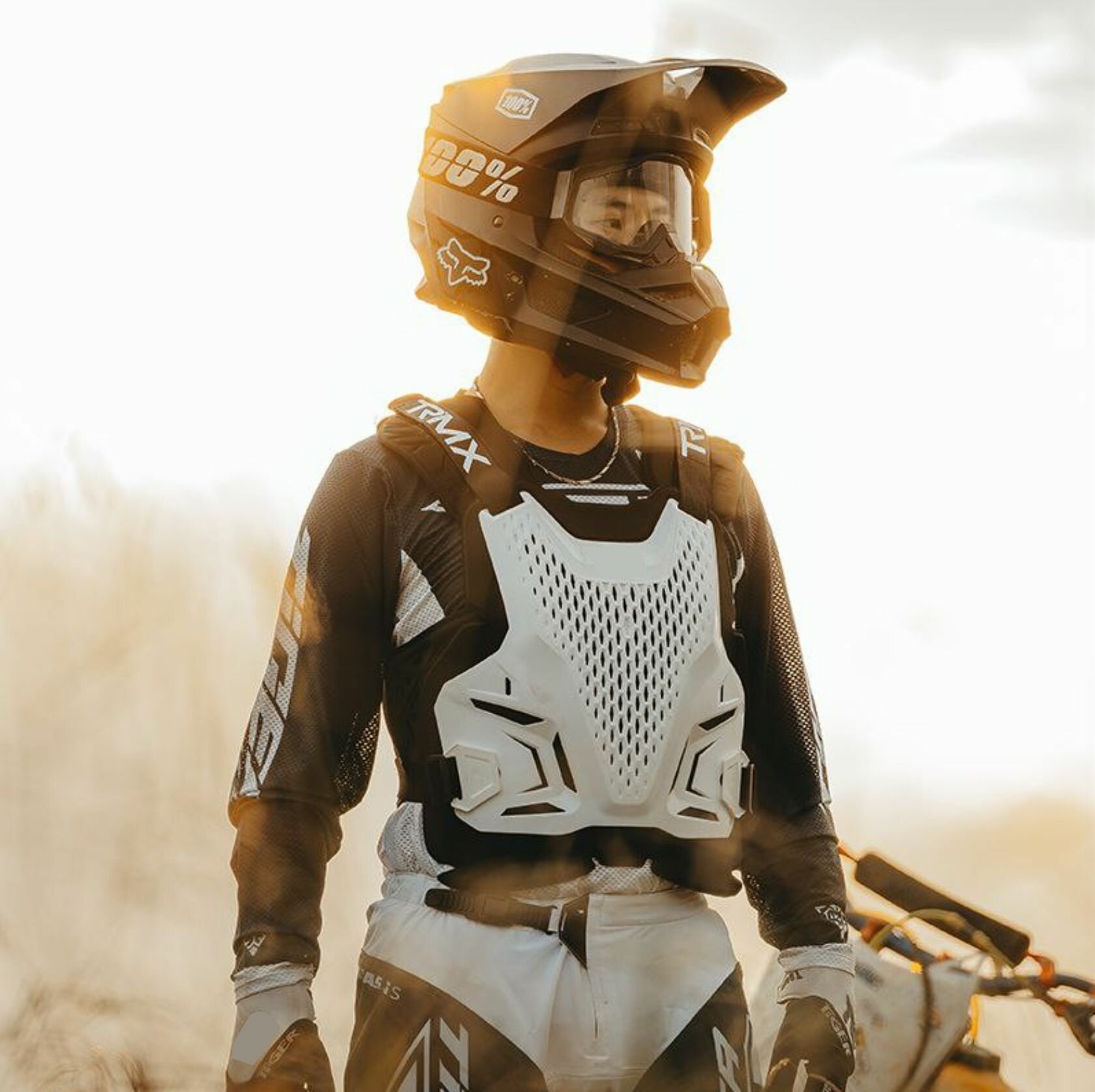 Профессиональная Защита груди и спины TIGER H6 для мотокросса и эндуро