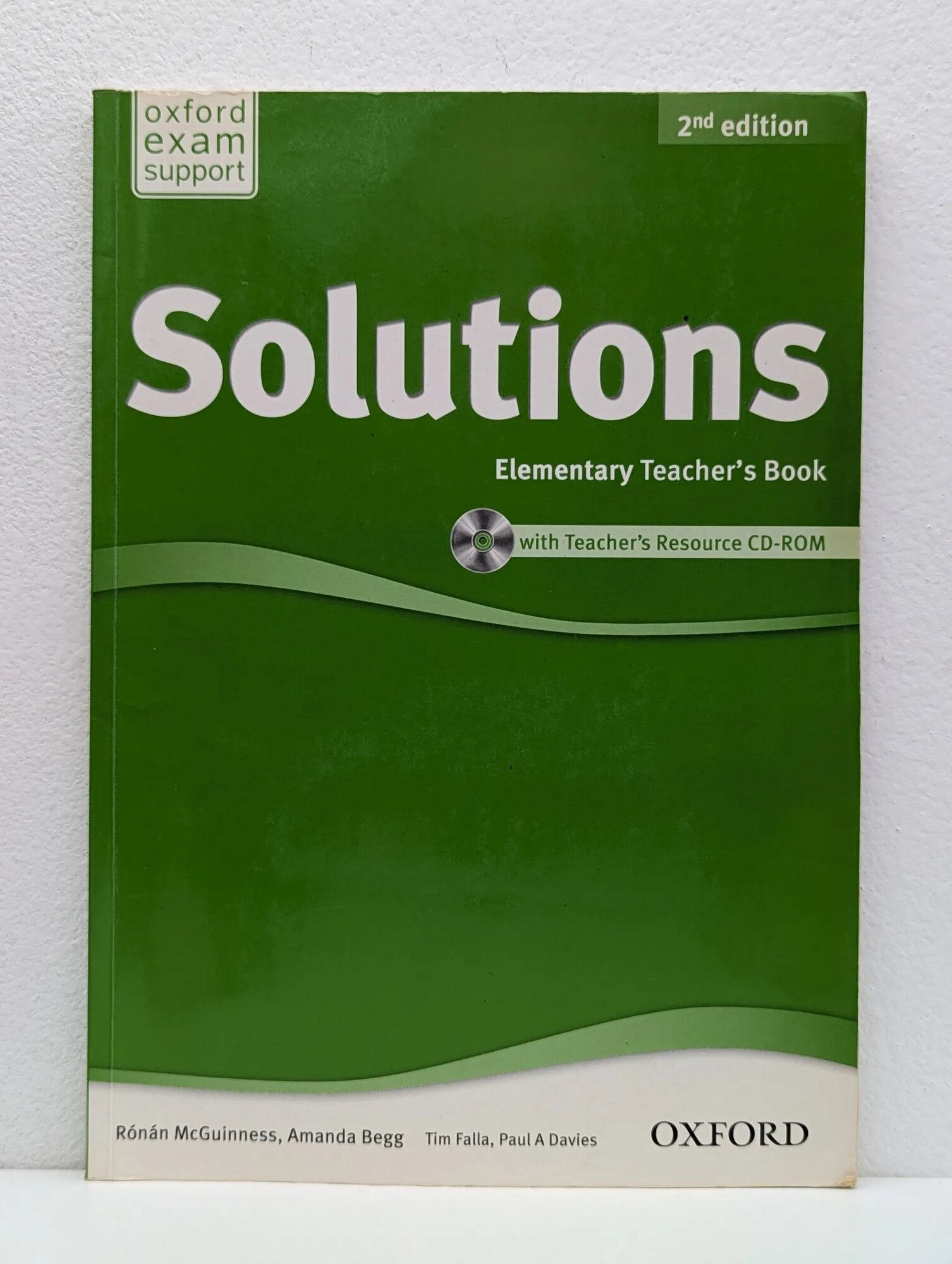 Solutions: Elementary Teacher's Book. With CD-ROM Фэлла Тим, Дейвис Пол А, МакГиннесс Ронан 2012