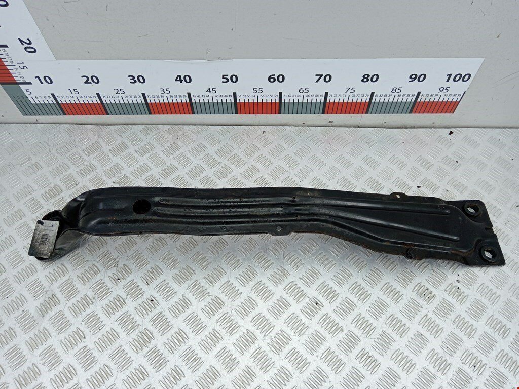 Балка передняя продольная Nissan Primera P11 112402F000 арт. 2021518