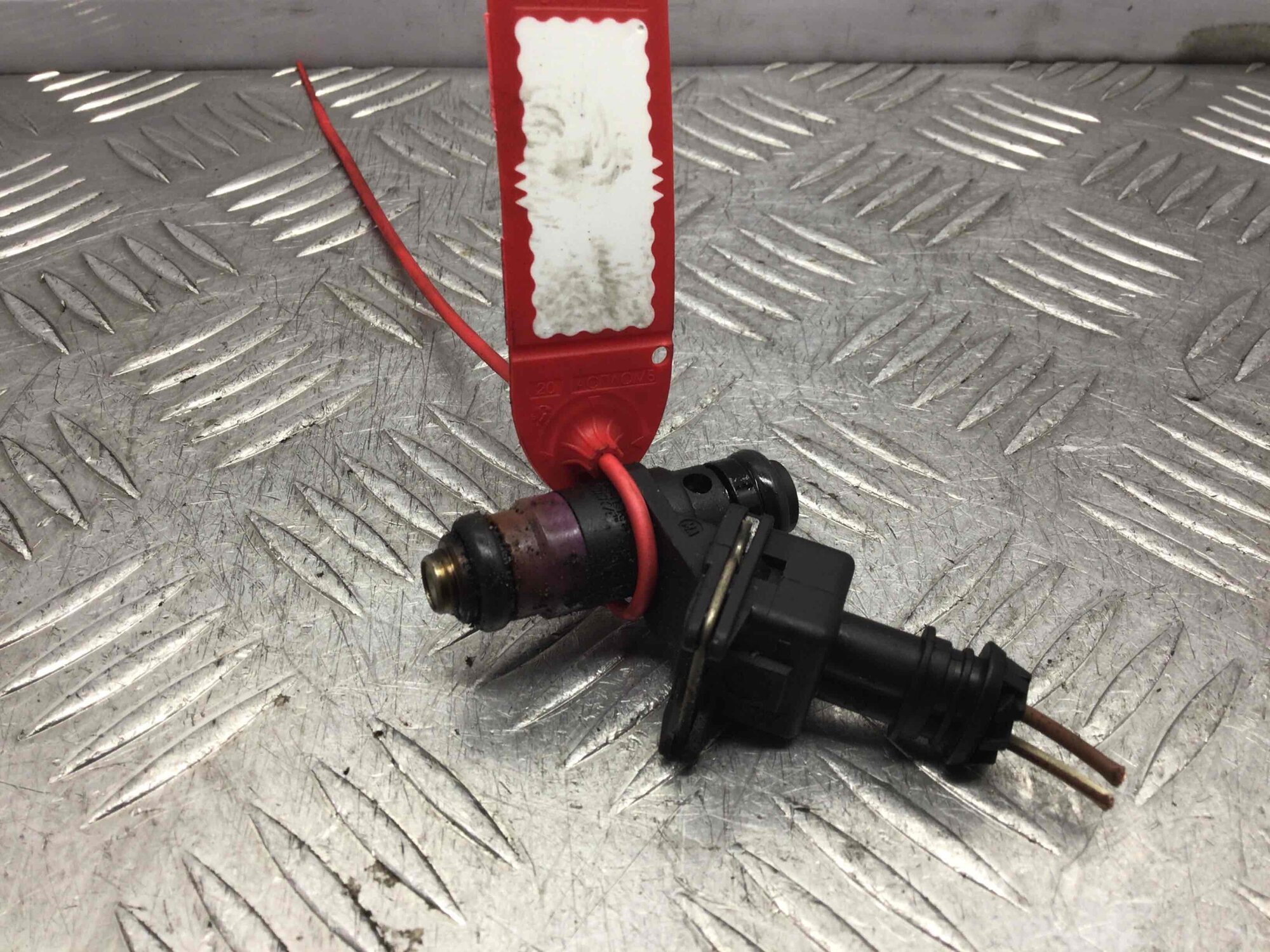 Б/У Форсунка Renault Megane 2 поколение (2002-2006) 2009 г.