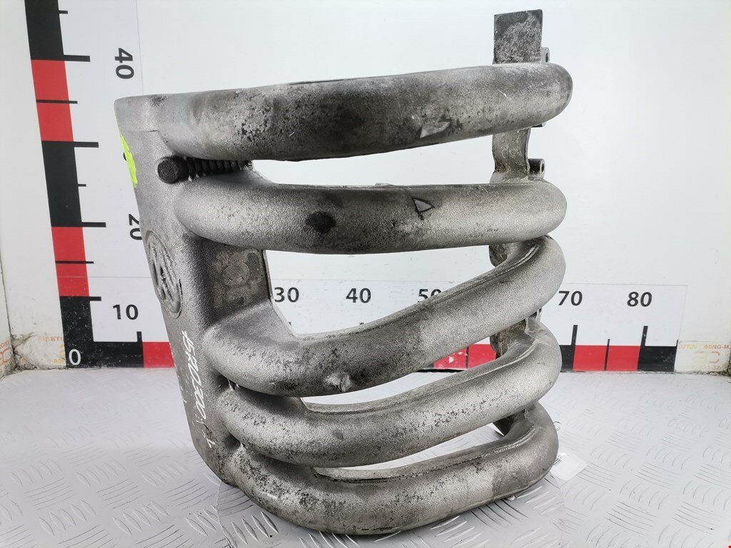 Коллектор впускной Volkswagen LT 2 074129713N арт. 1572548