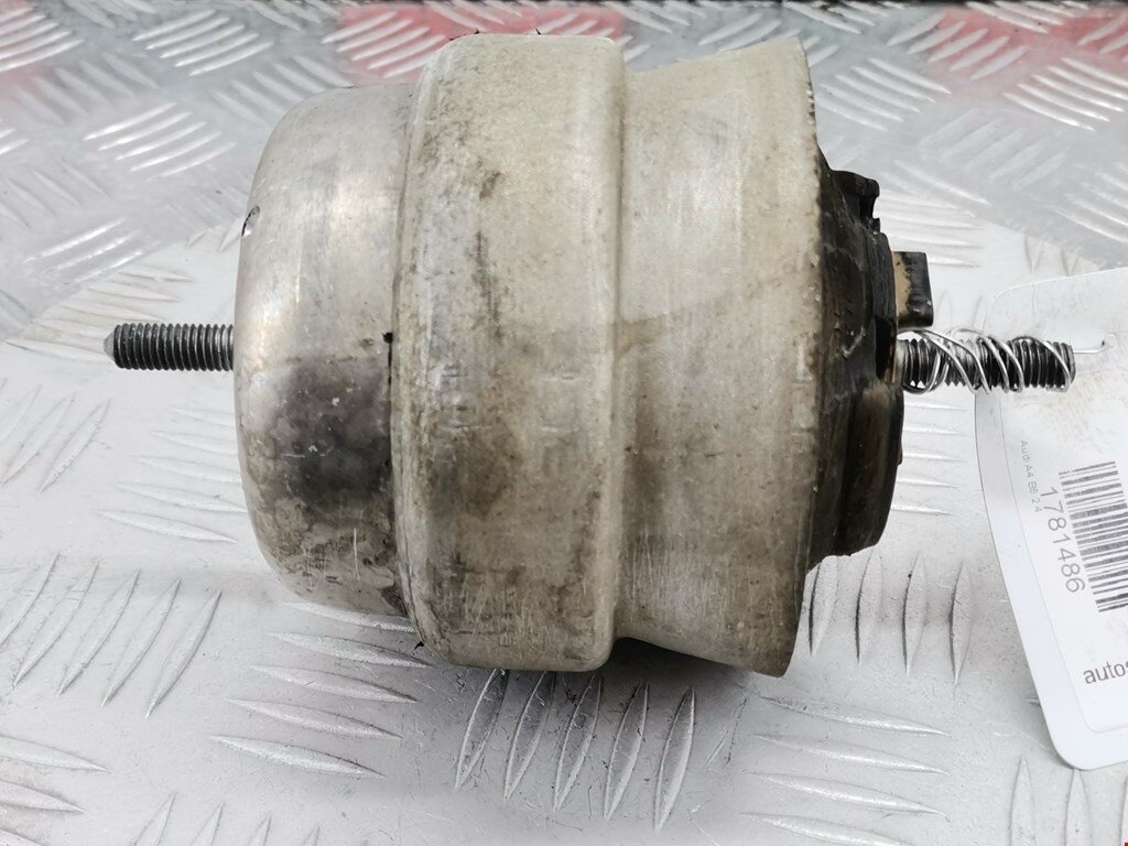 Подушка (опора) крепления двигателя Audi A4 B6 4B3199379M арт. 1781486