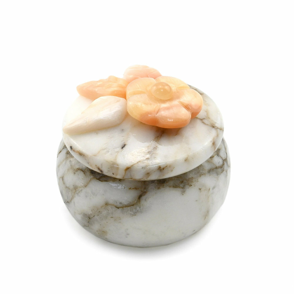 Шкатулка из ангидрита с цветами малая 75*75*45мм 67006 из ангидрита с цветами 75*75*45 радуга камня