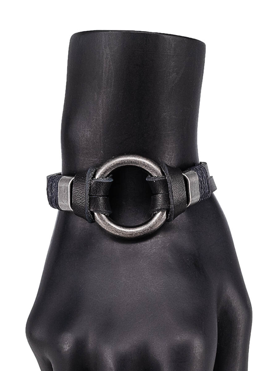 Плетеный браслет