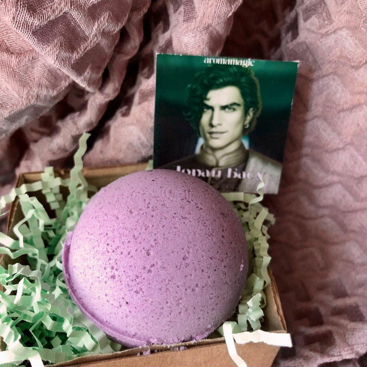 Бомбочка для ванны по мотивам клуба романтики: "Доран Басу"