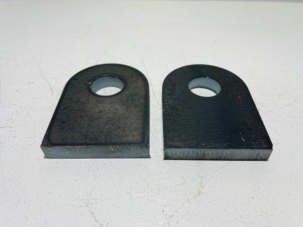 Проушины гидроцилиндра для минитрактора D20