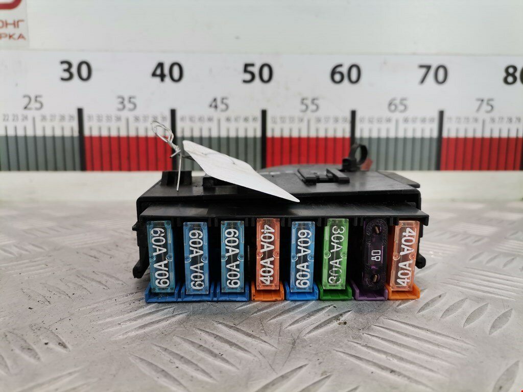 Блок предохранителей Opel Astra G 90589176 арт. 1443053