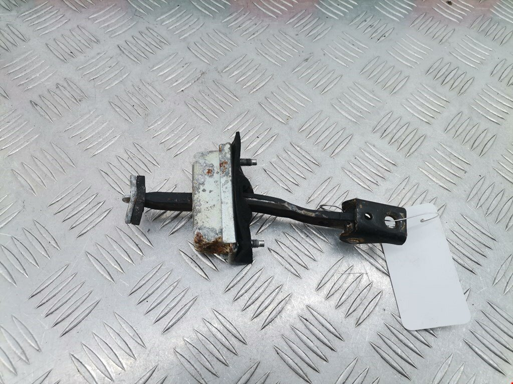 Ограничитель открывания двери передней Ford Focus 2 3M51R23500AF арт. 1895130