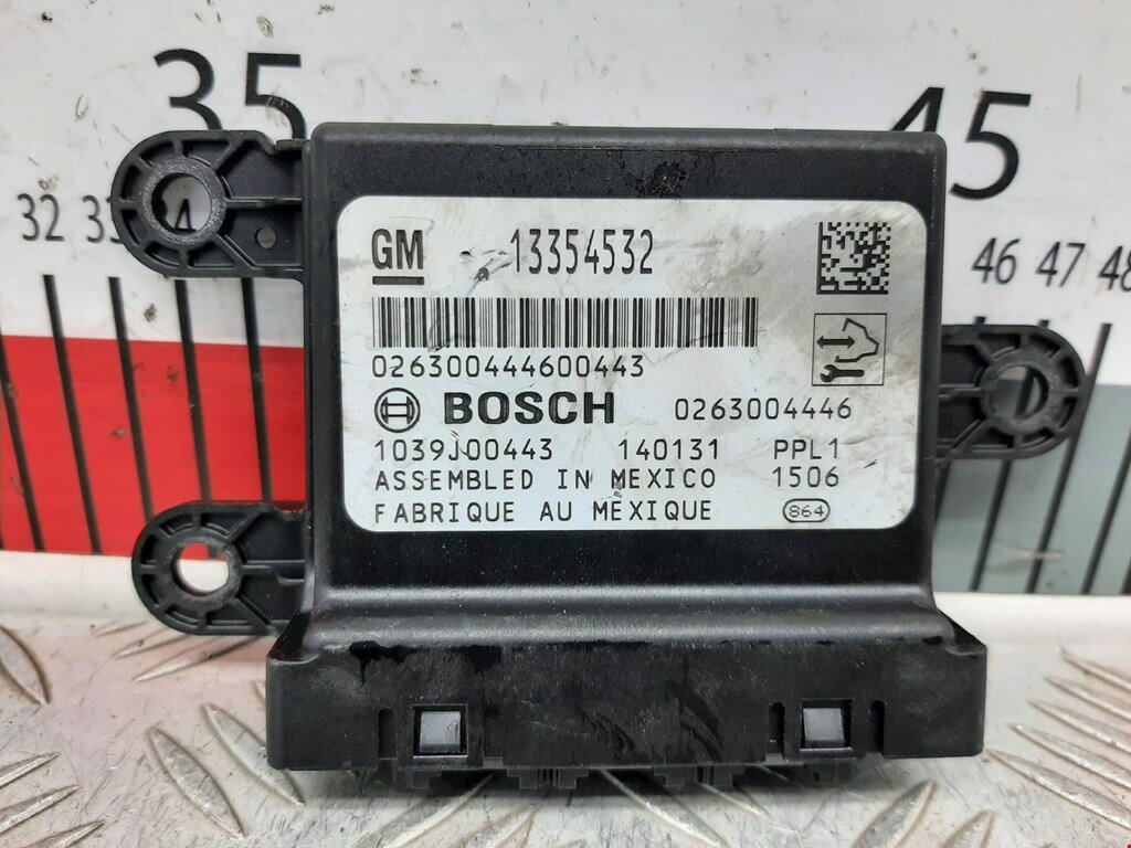 Блок управления парктрониками Opel Mokka 1 13354532 арт. 2128154