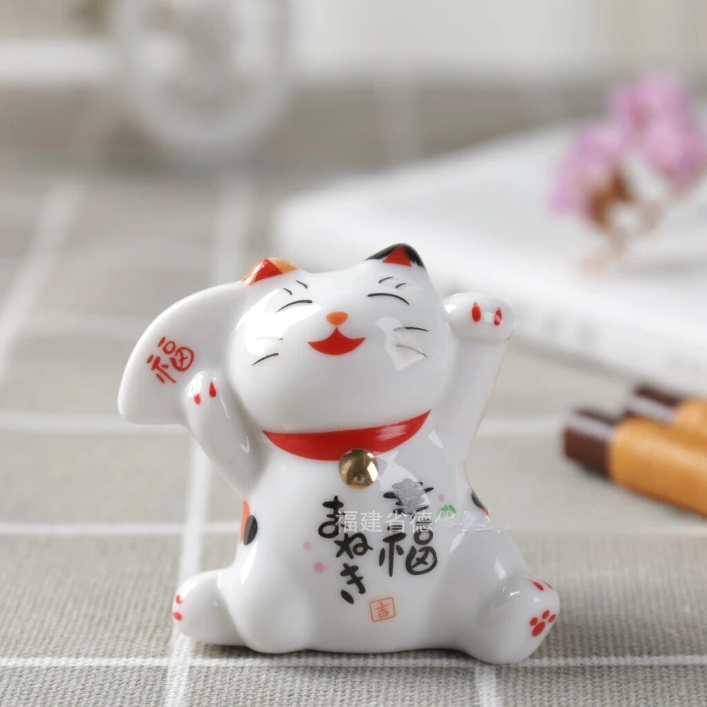 Японская керамическая статуэтка кота Манеки-Неко A