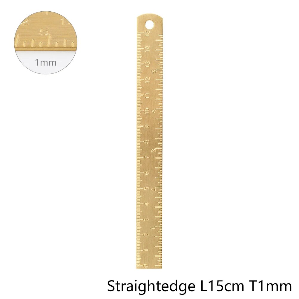 Металлическая треугольная линейка