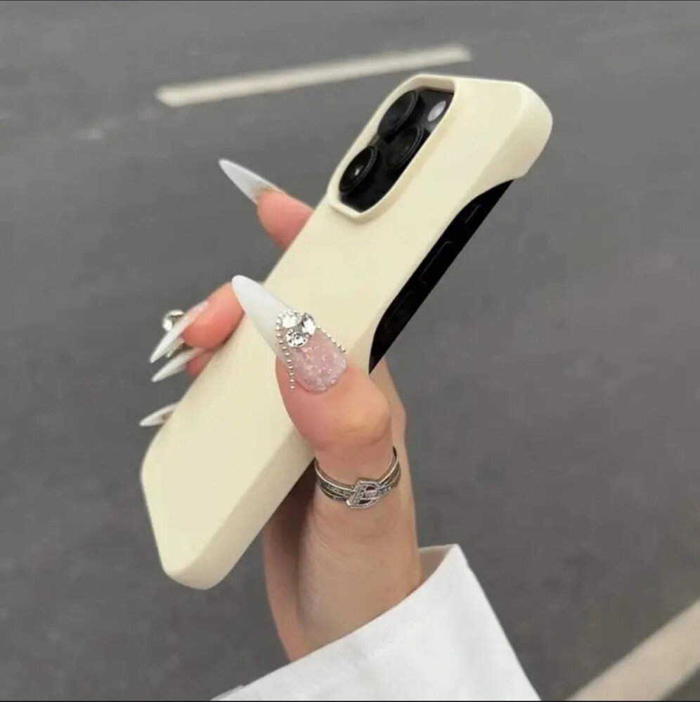 Чехол для iPhone 16 Pro "Soft Touch", молочный, силиконовый