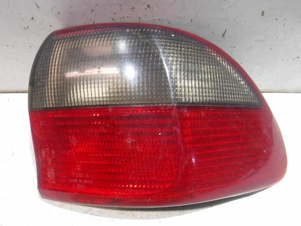 Фонарь задний правый Opel Omega B 1223152