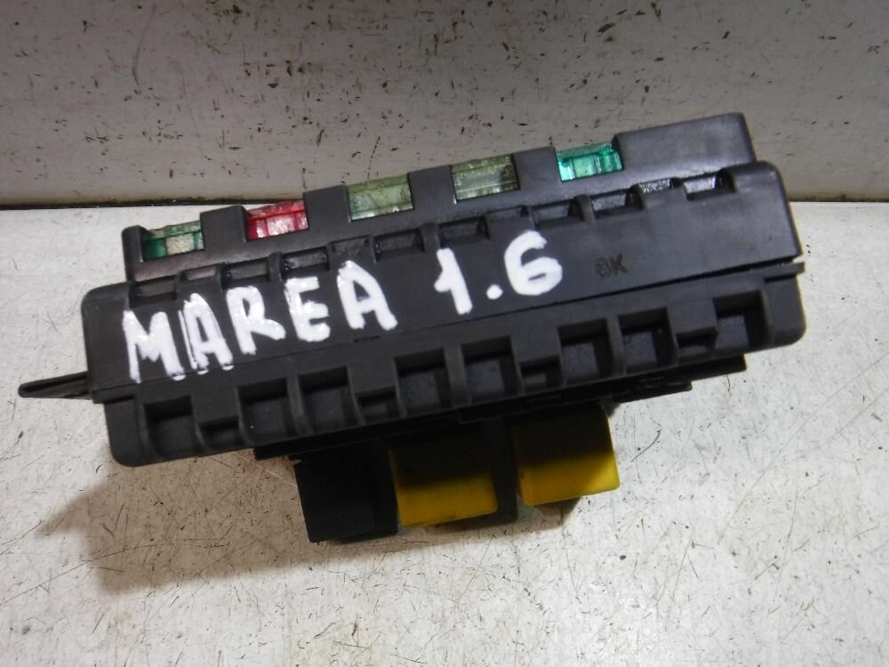 Блок предохранителей Fiat Marea 46443390