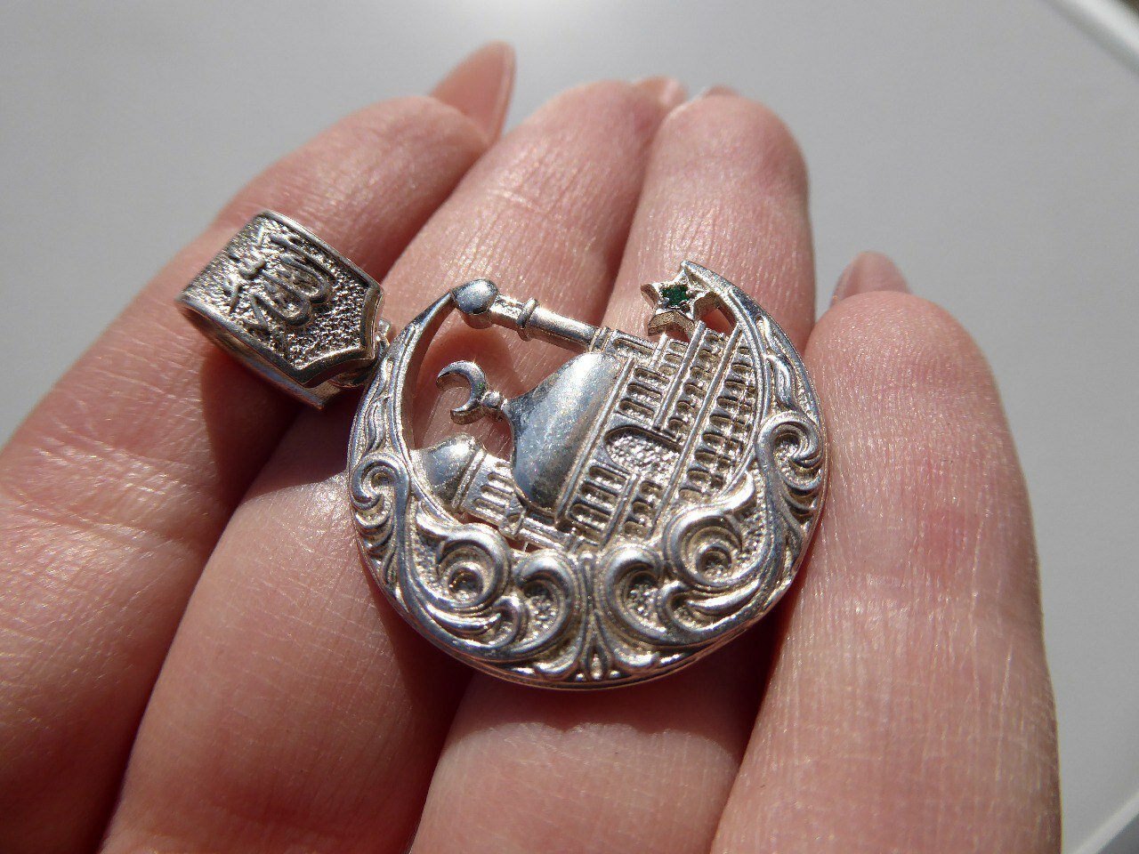 Иконка, серебро, 925 проба, фианит