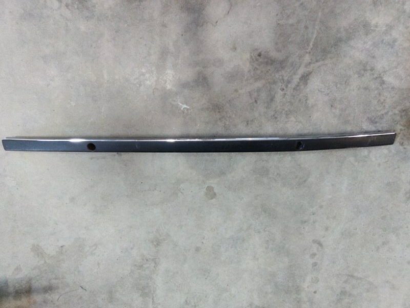 Молдинг бампера задний BMW 5 E39 51128184504