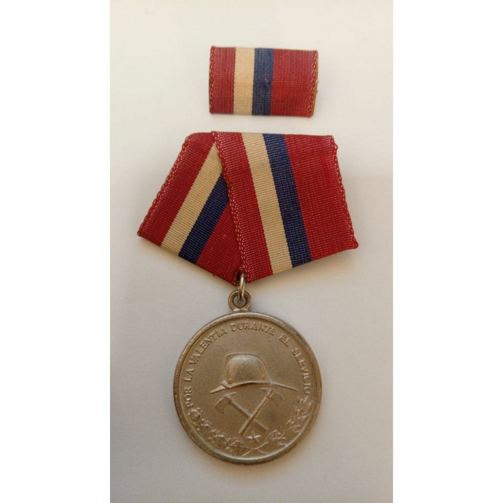 Медаль Куба "За отвагу на пожаре 2-й степени"