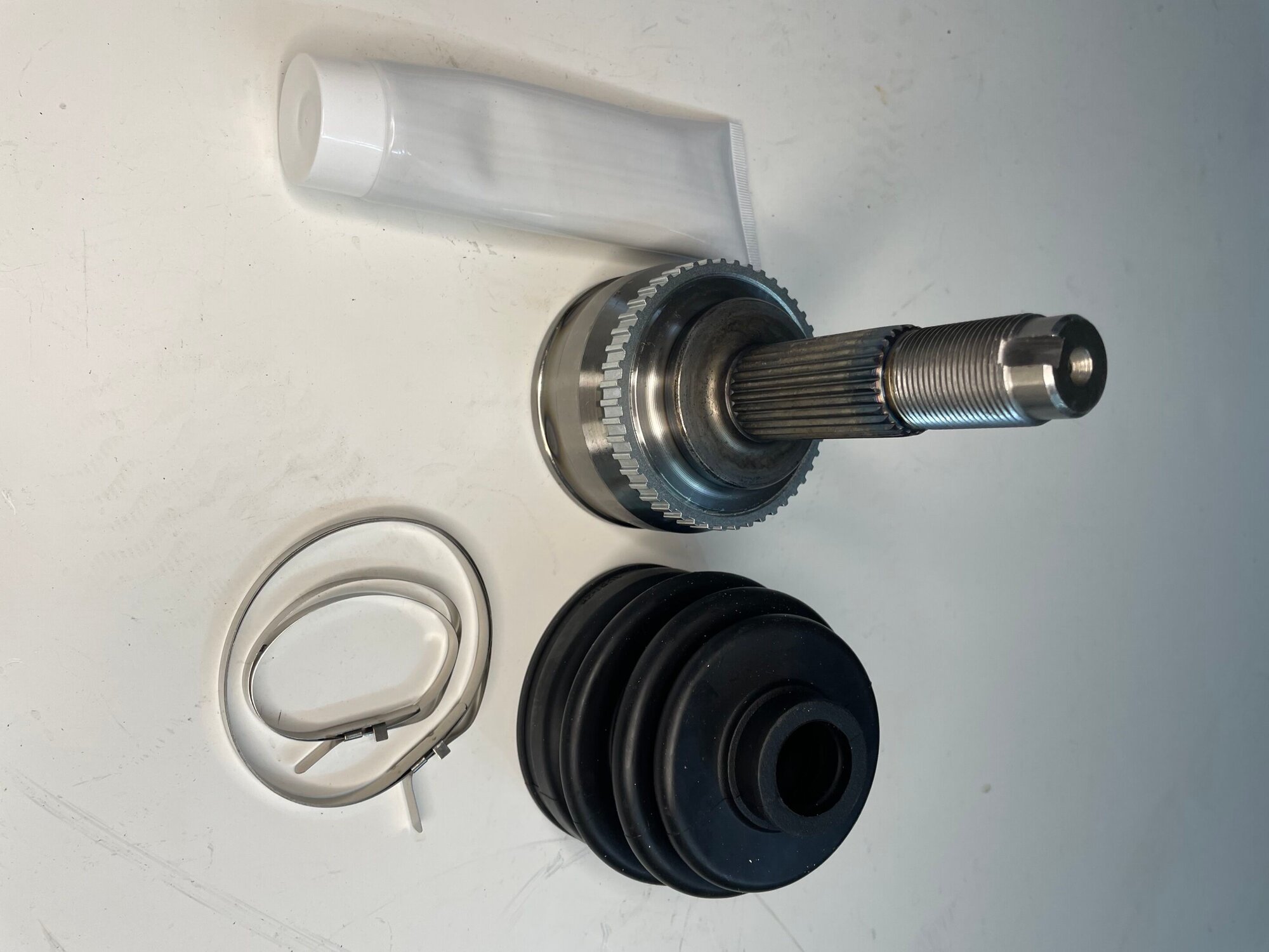 Шрус наружный (26 наружных, 29 внутренних шлица) Chery Tiggo FL [1.6 16V 5MT внедорожник 4X2] T11XLB3AF2203030B