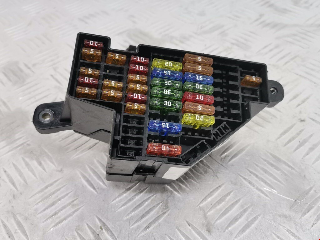 Блок предохранителей Audi TT 8J 1K2941824 арт. 1692707