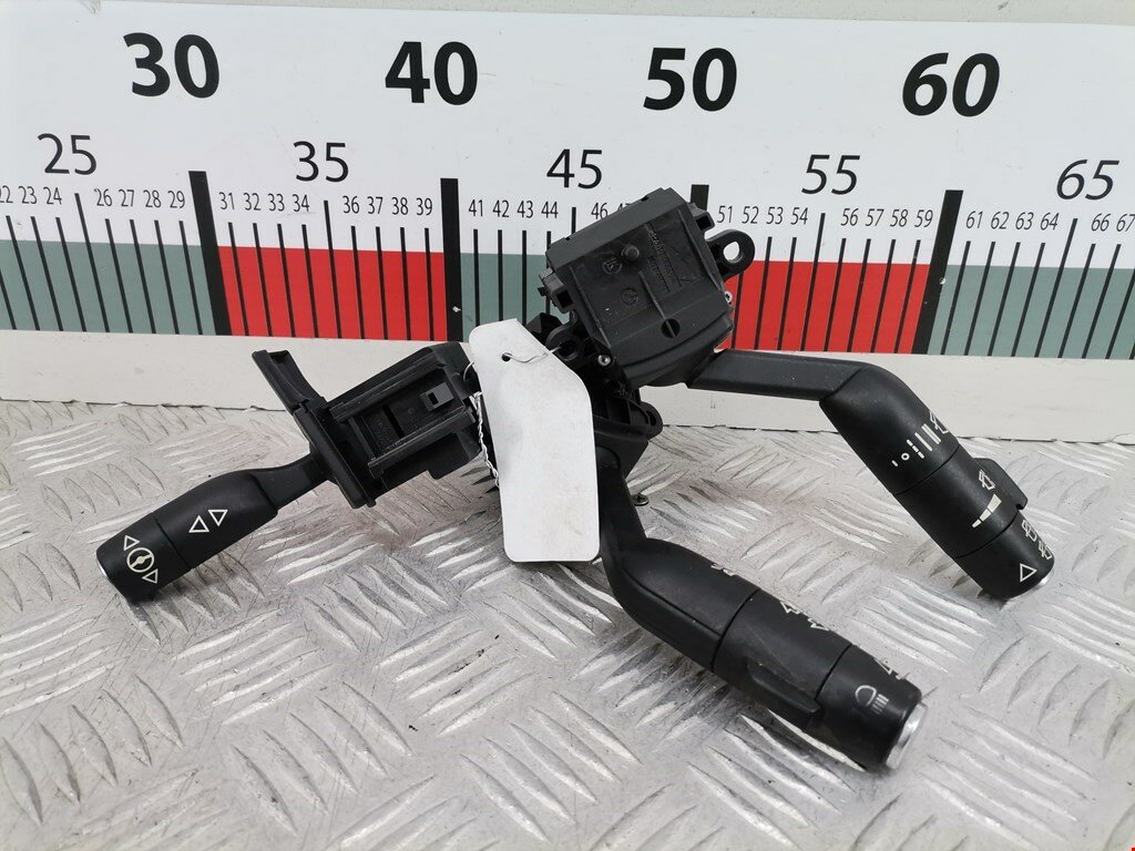 Переключатель поворотов (ближний дальний свет) Land Rover Range Rover 3 61316901775 арт. 2007758