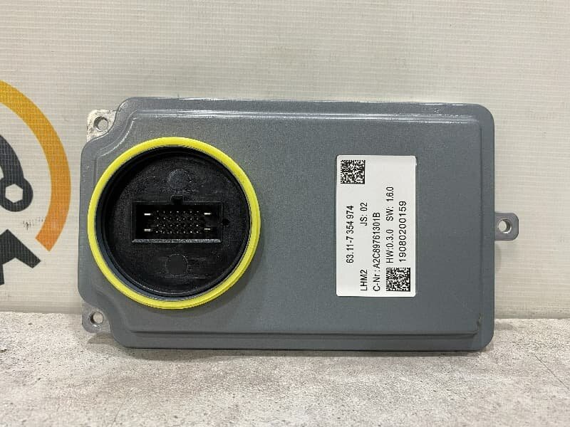 Блок управления фарой BMW 5-Series F10 F11 63117354974 F10