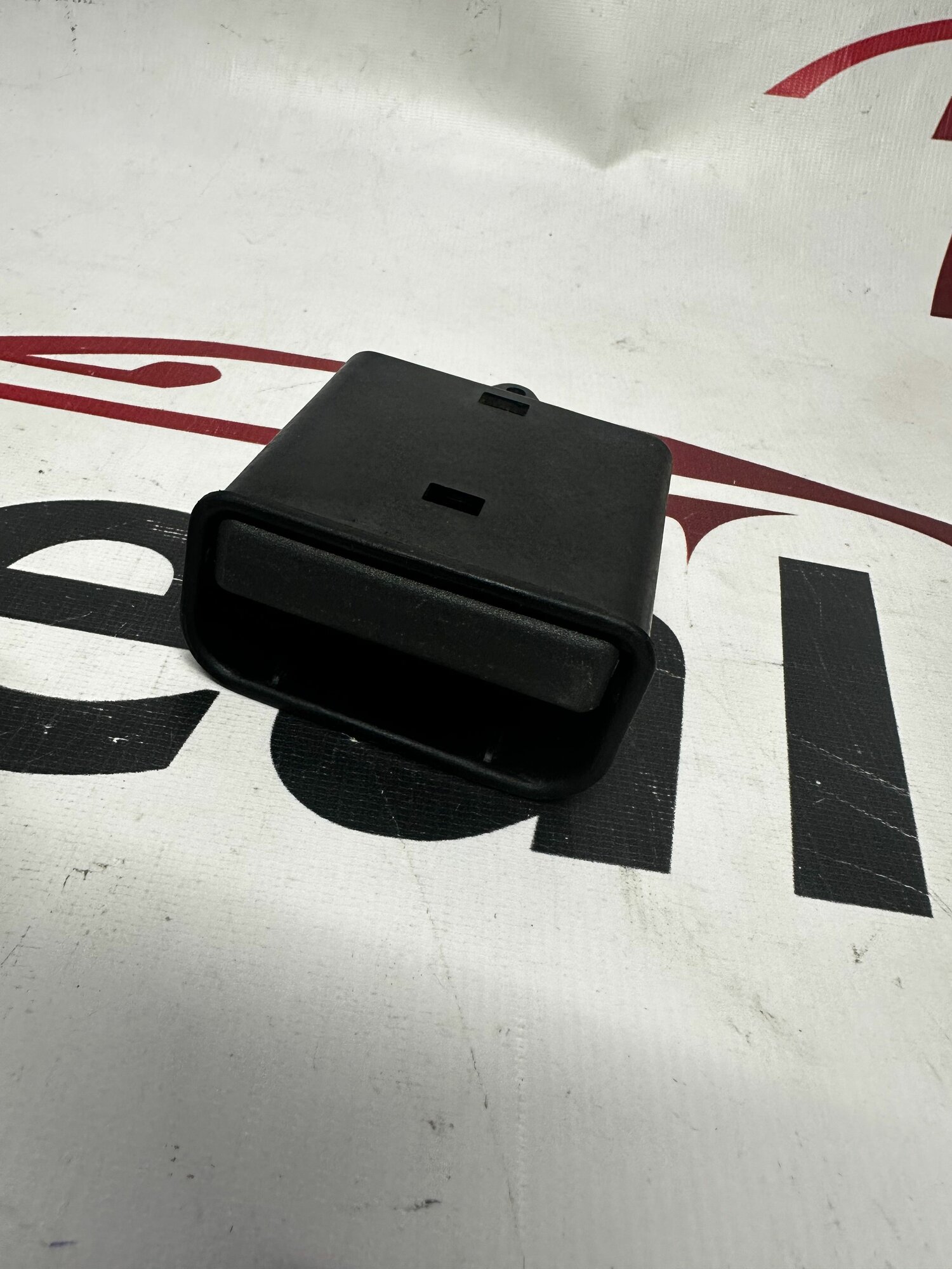 Пепельница туннеля 2110