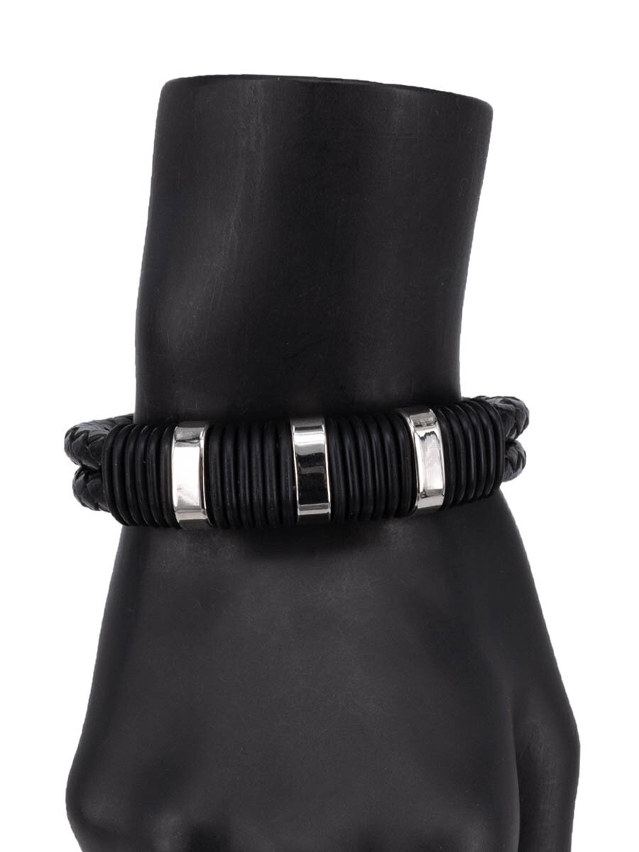 Плетеный браслет