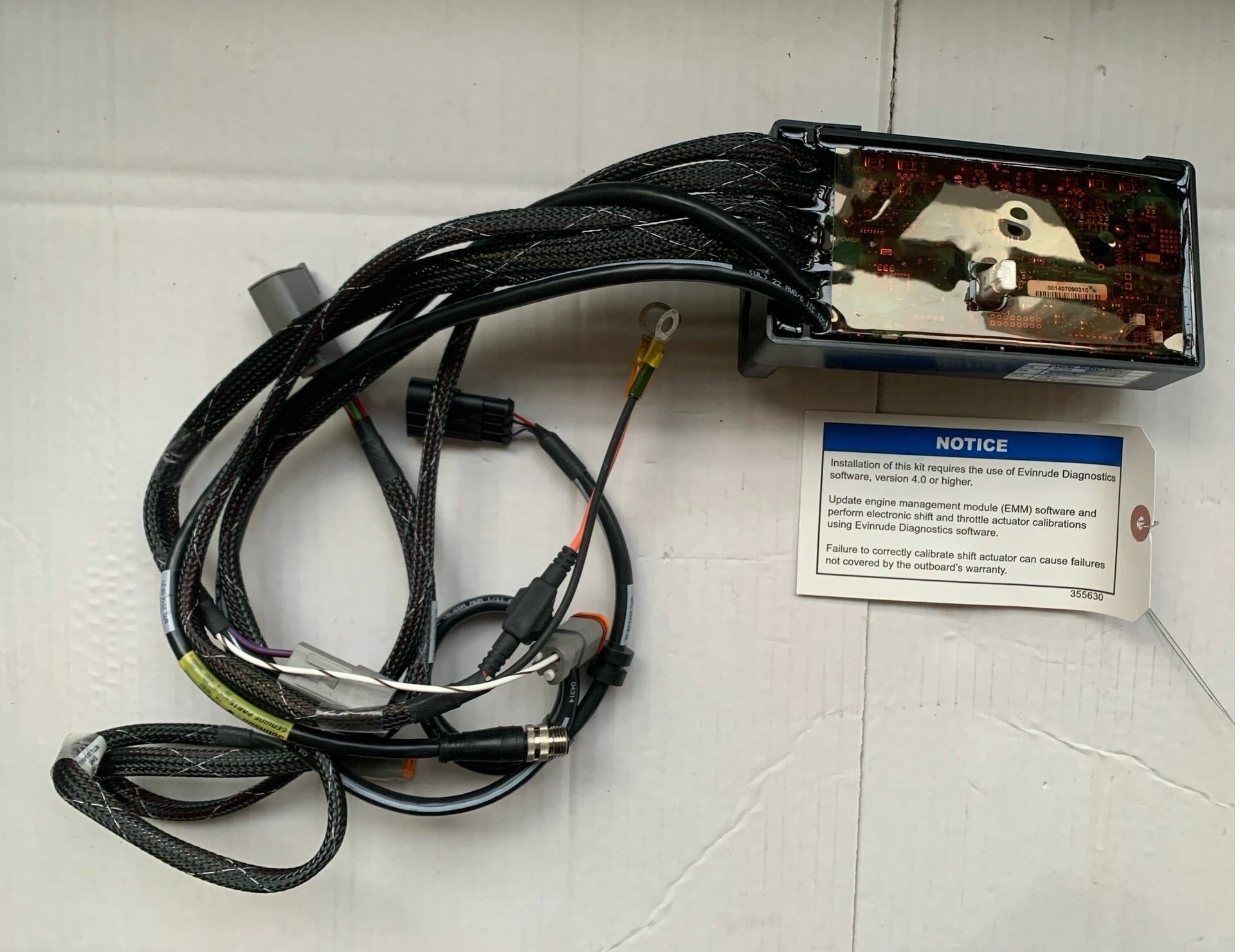 Электронный серводвигатель двигателя Evinrude E-tec Icon BRP Esm 587278