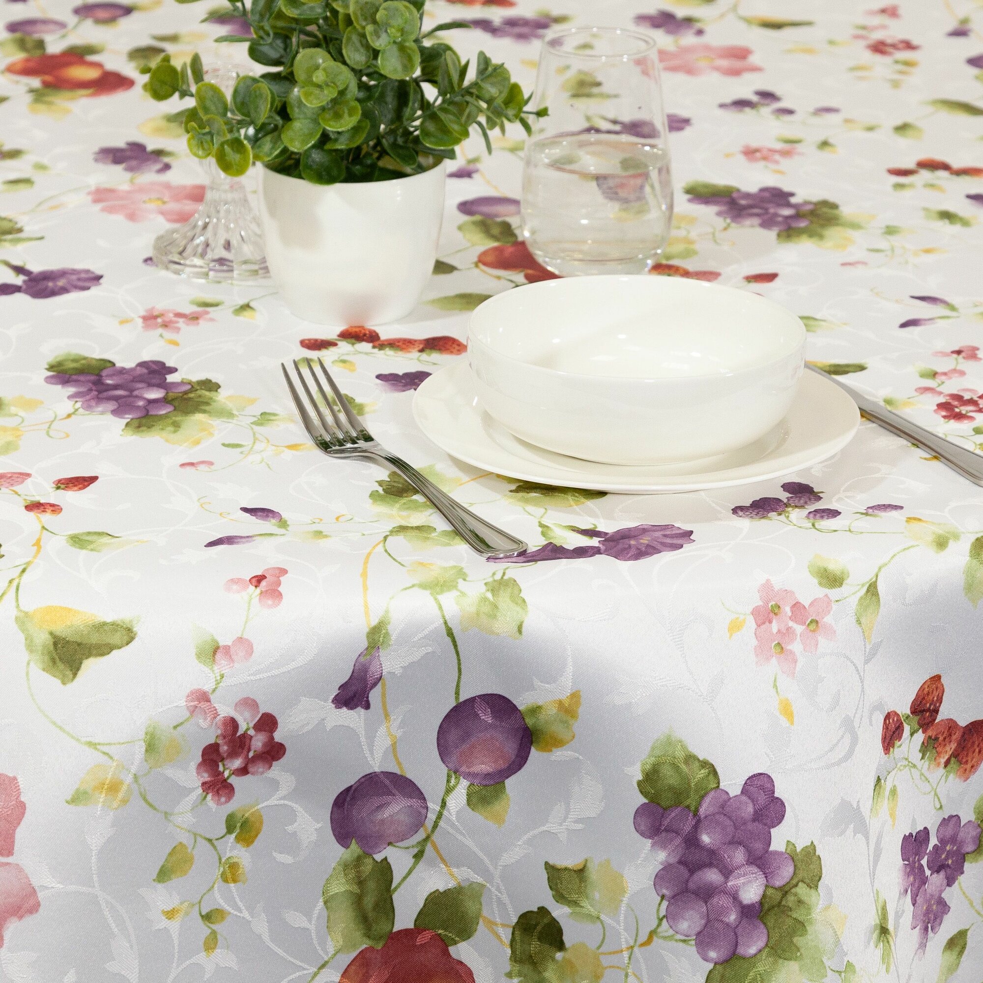 Скатерть 150х250 см тканевая овальная Wellness