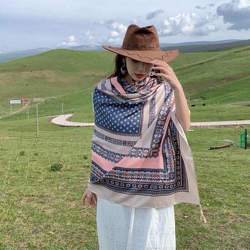 Комплект с шарфом для женщин