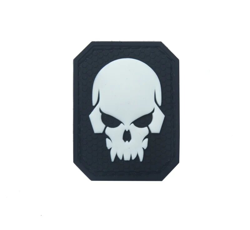ПВХ патч череп, светится в темноте Черный, 1
