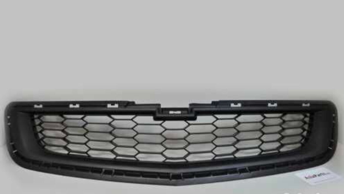 Решетка радиатора Chevrolet Cobalt нижняя