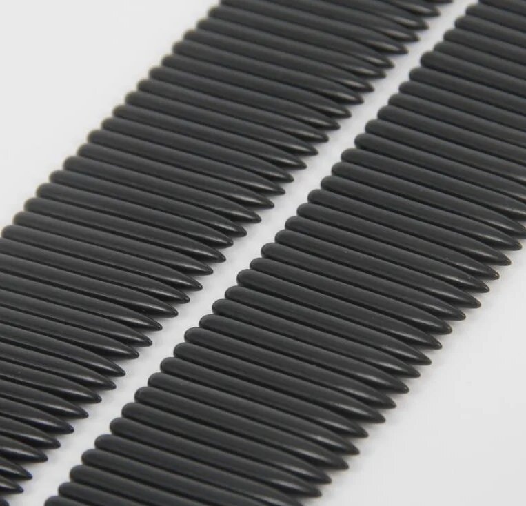 Бусы из бирюзы YAMMY 3x45mm, черный