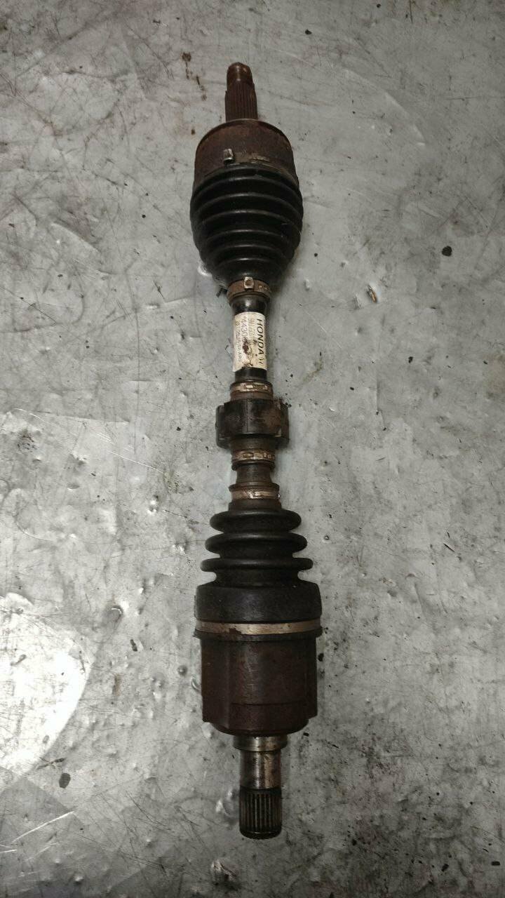 Полуось передняя левая Honda Civic 8 (2005 - 2008) SMJG011M1