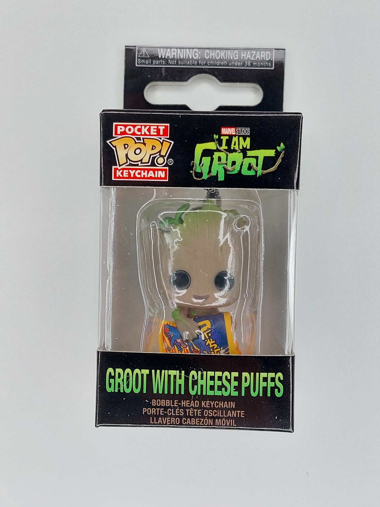 Брелок keychain Грут с сырными шариками брелок Groot with cheese puffs из мультсериала Я есть Грут