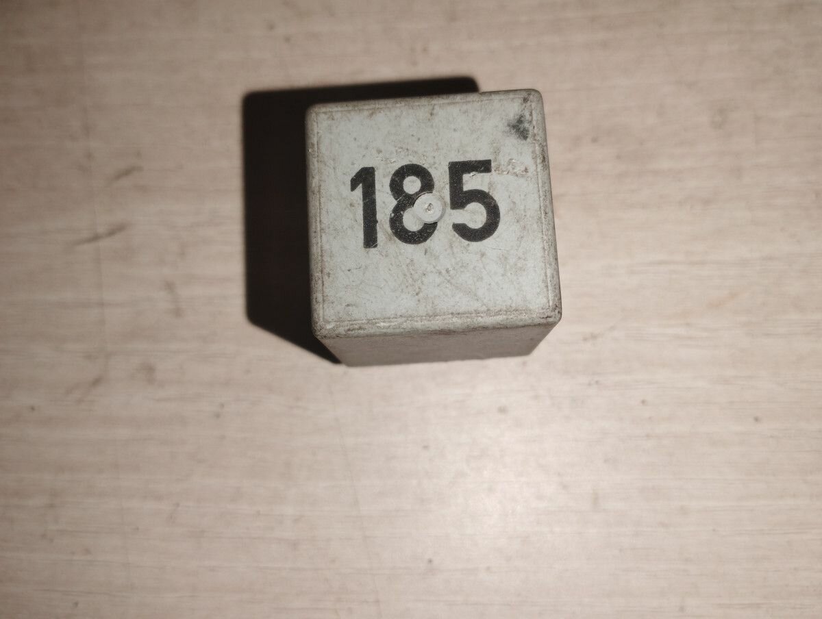 Реле №185 VW Passat B5 3B0911251