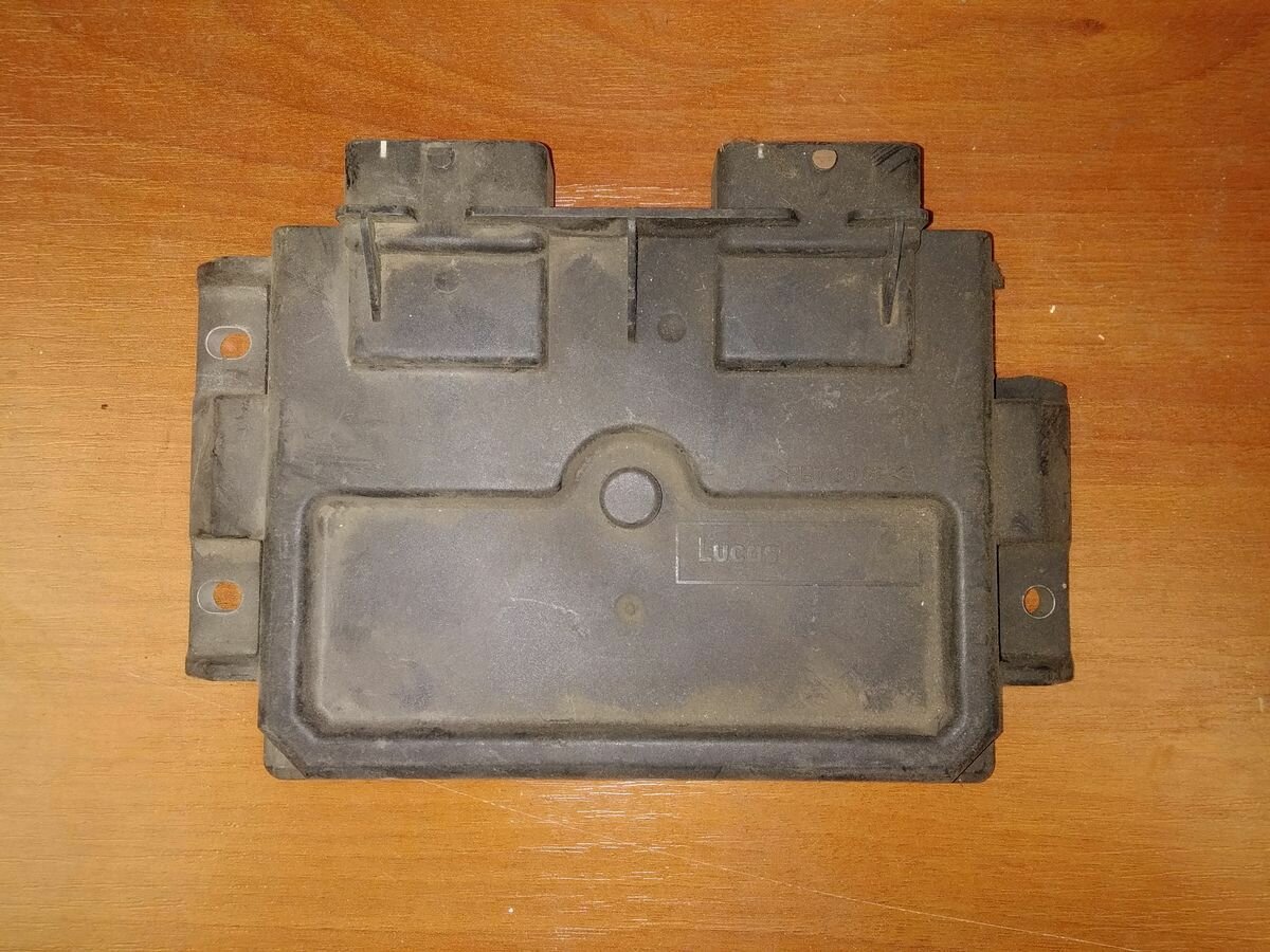 Блок управления двигателем Peugeot 206 80845G 9639587680
