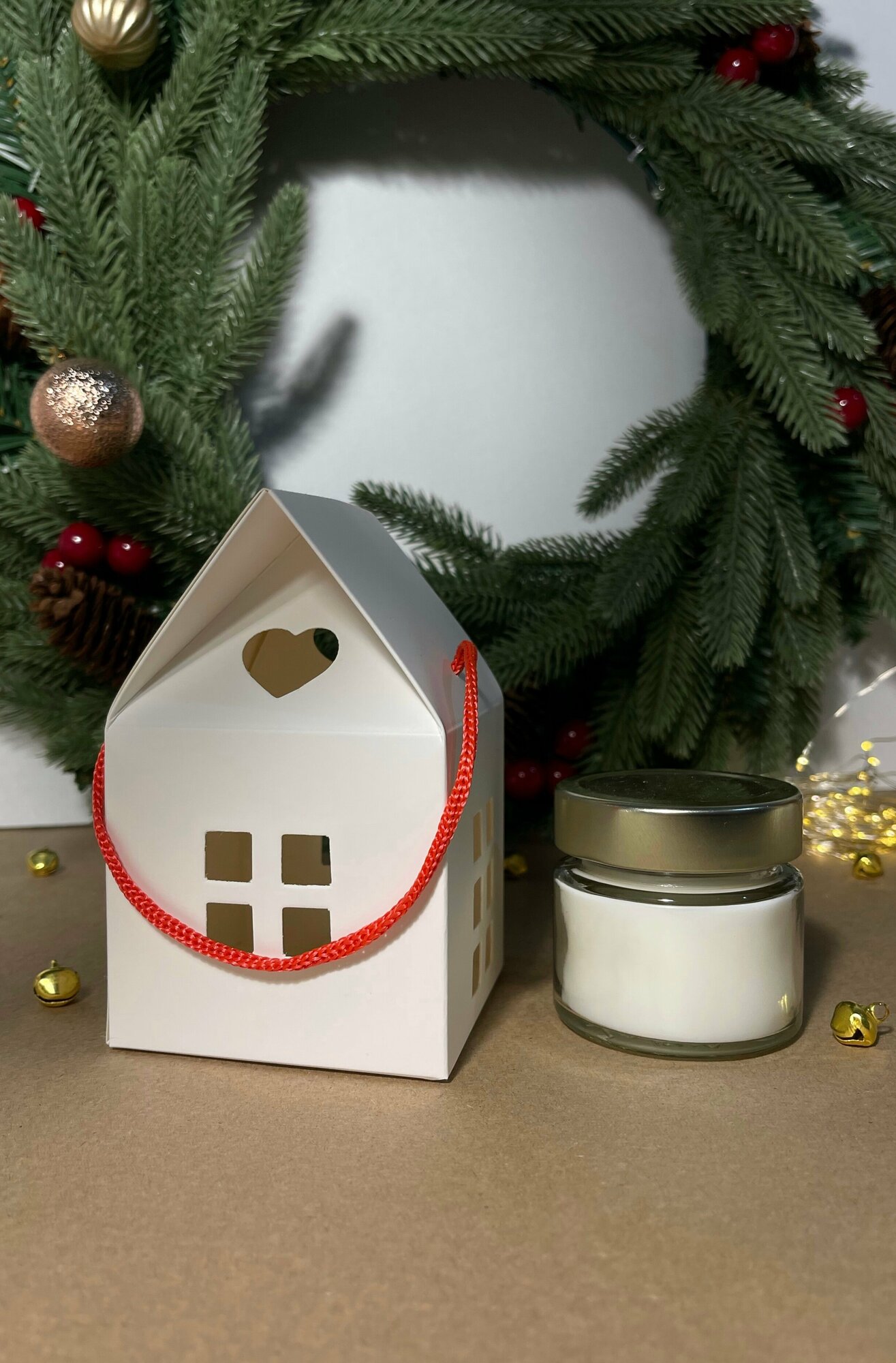 Подарочная коробка "Домик", 10 шт, размер 8 х 8 х 13 см, белый