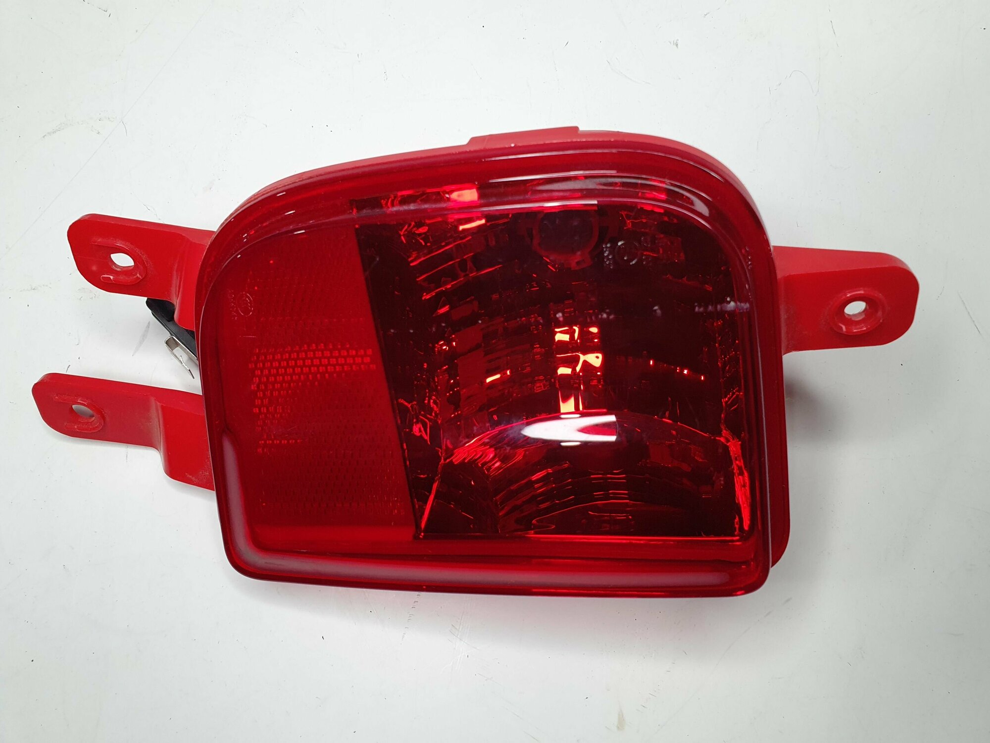 Фонарь противотуманный задний левый Chery Tiggo FL [1.6 16V CVT внедорожник 4X2] T113732030BA