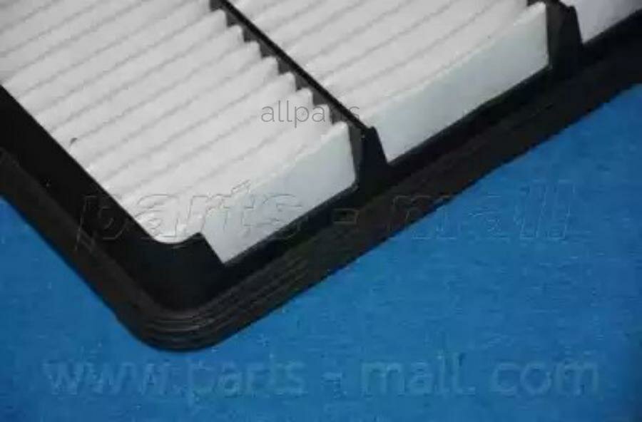PARTS-MALL PAC-013 Фильтр воздушный CHEVROLET EVANDA(V200) / EVANDA PMC 96328718