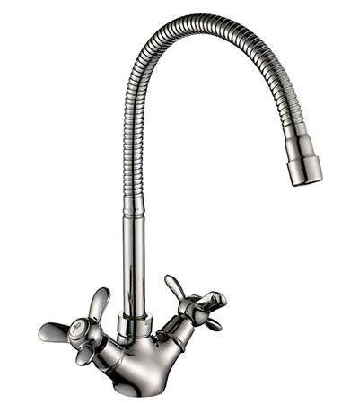 Смеситель для кухни Rossinka гибкий излив Q02-75