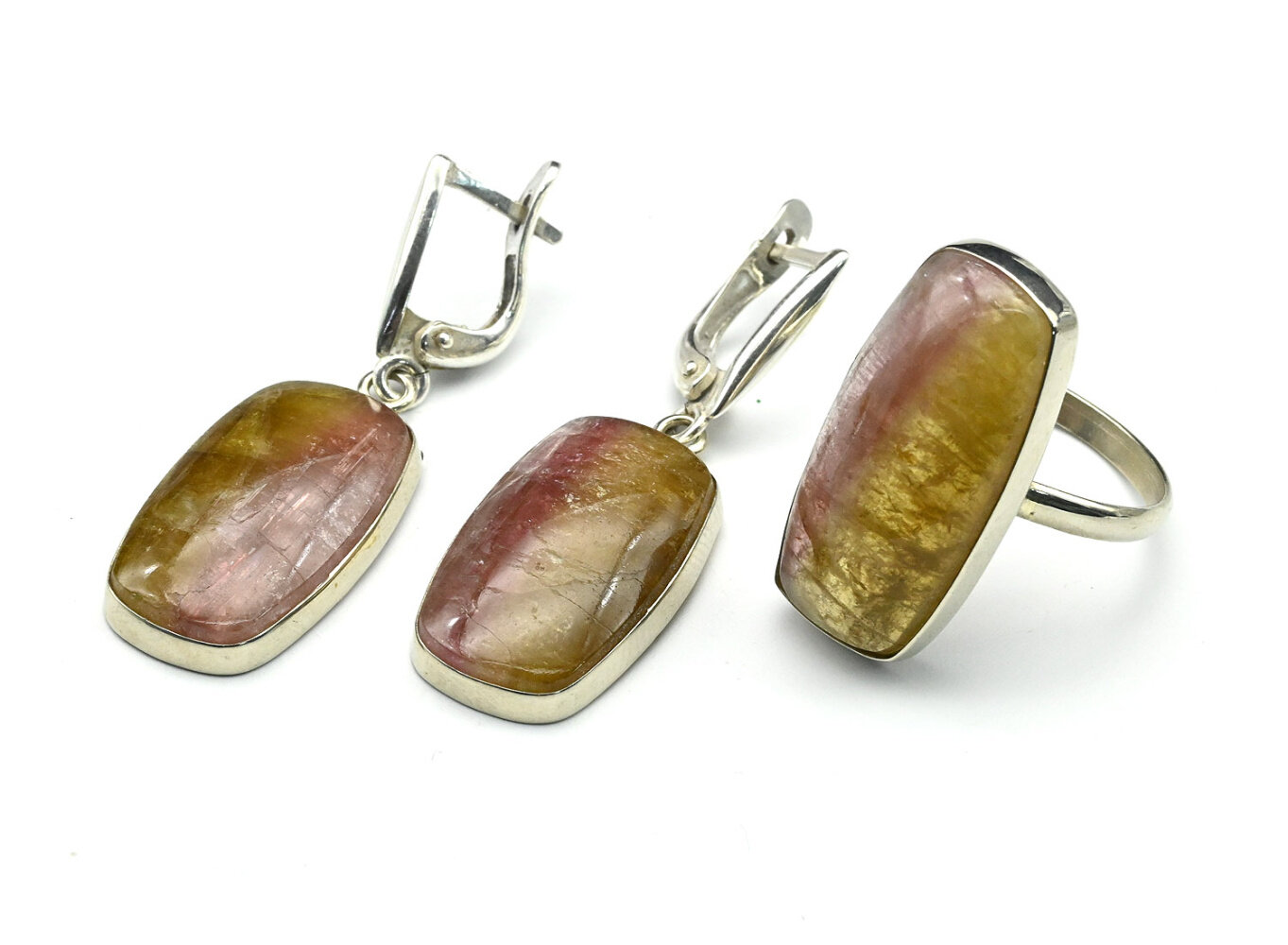 Комплект бижутерии: серьги, кольцо, турмалин