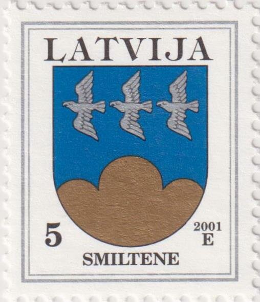 Почтовые марки Латвия 2001г. "Гербы Латвии - Смилтене" Птицы, Гербы MNH