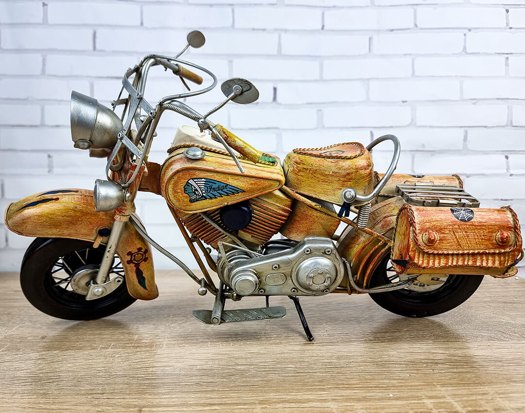 Фигурка мотоцикла YELLOW INDIAN MORTORCYCLE 43x18x25 см, металл. ручная работа ART1880